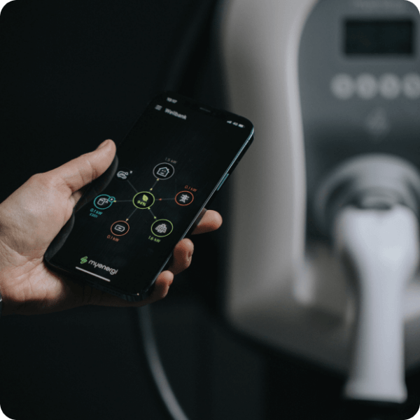 Erneuerbare Energien für privat & Unternehmen | myenergi